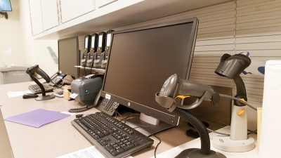 Pharmacy Work Stations - Uniweb