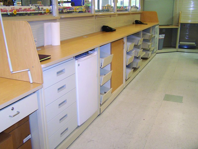 Shelving - Printer Pull-Out - Uniweb
