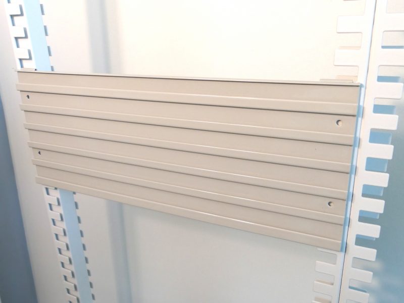 Slimline Gondola-Open Bay - Uniweb